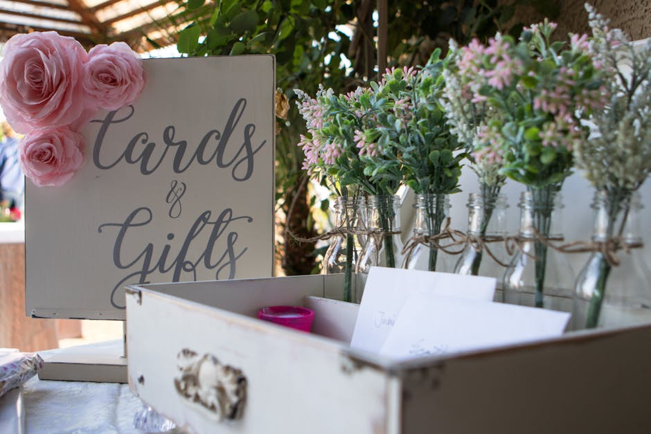 8 Gorgeous Wedding Guest Gifts for Newlyweds 2026 | Secret Sales Blog