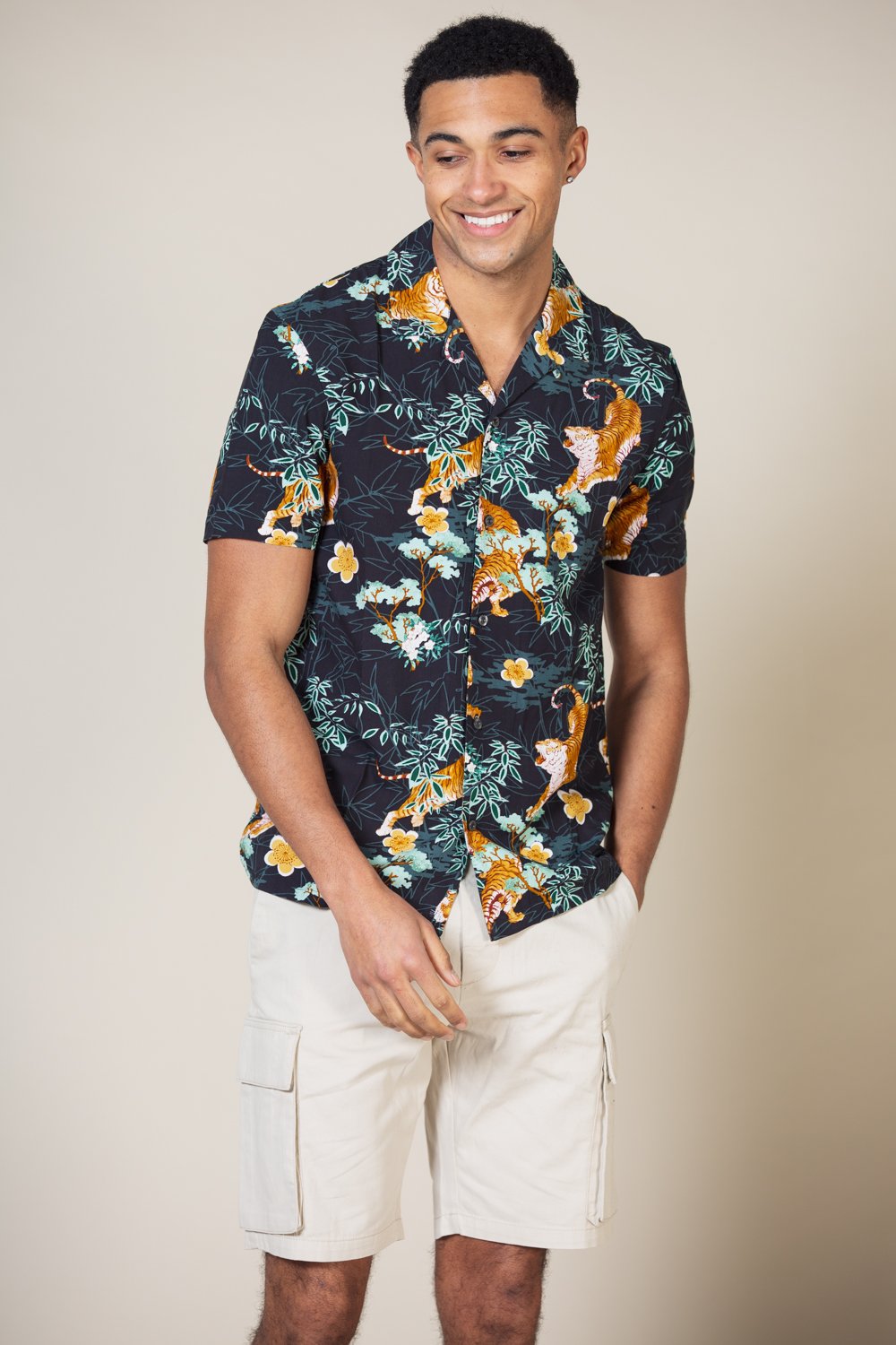 Black Tiger Print Short Sleeve Shirt