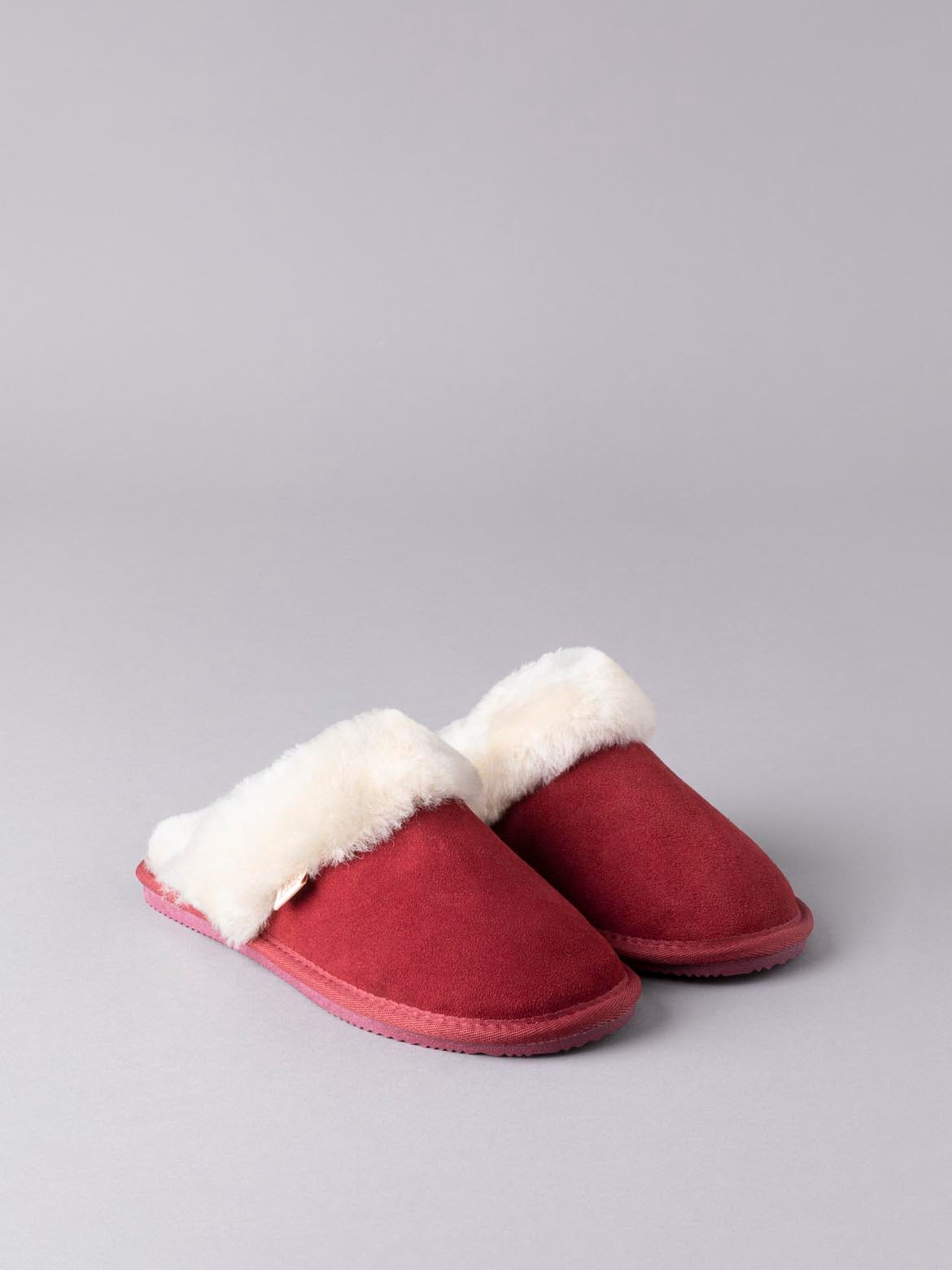 Ladies' Sheepskin Slider Slippers in Burgundy