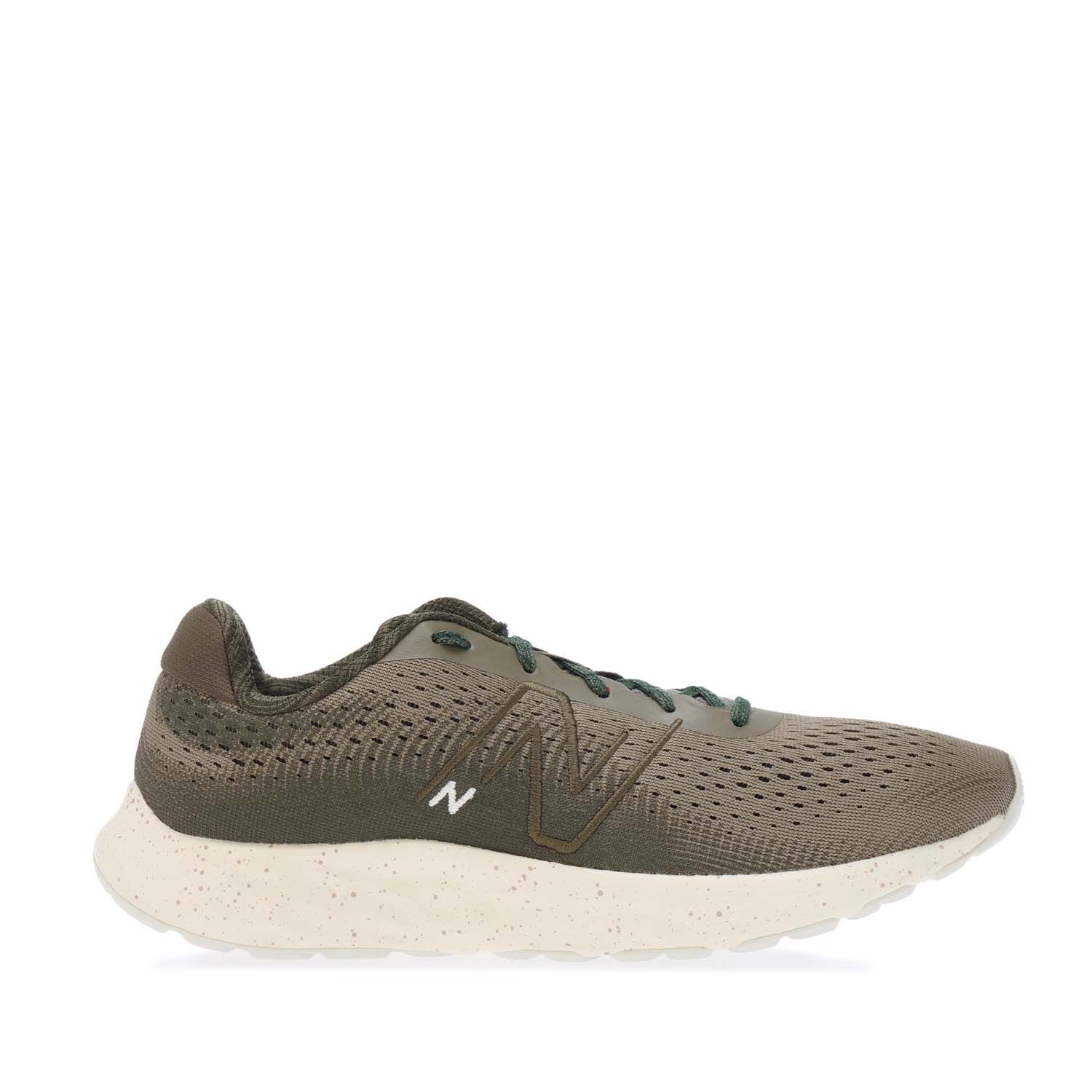 Men's New Balance 520v8 Running Shoes in Green