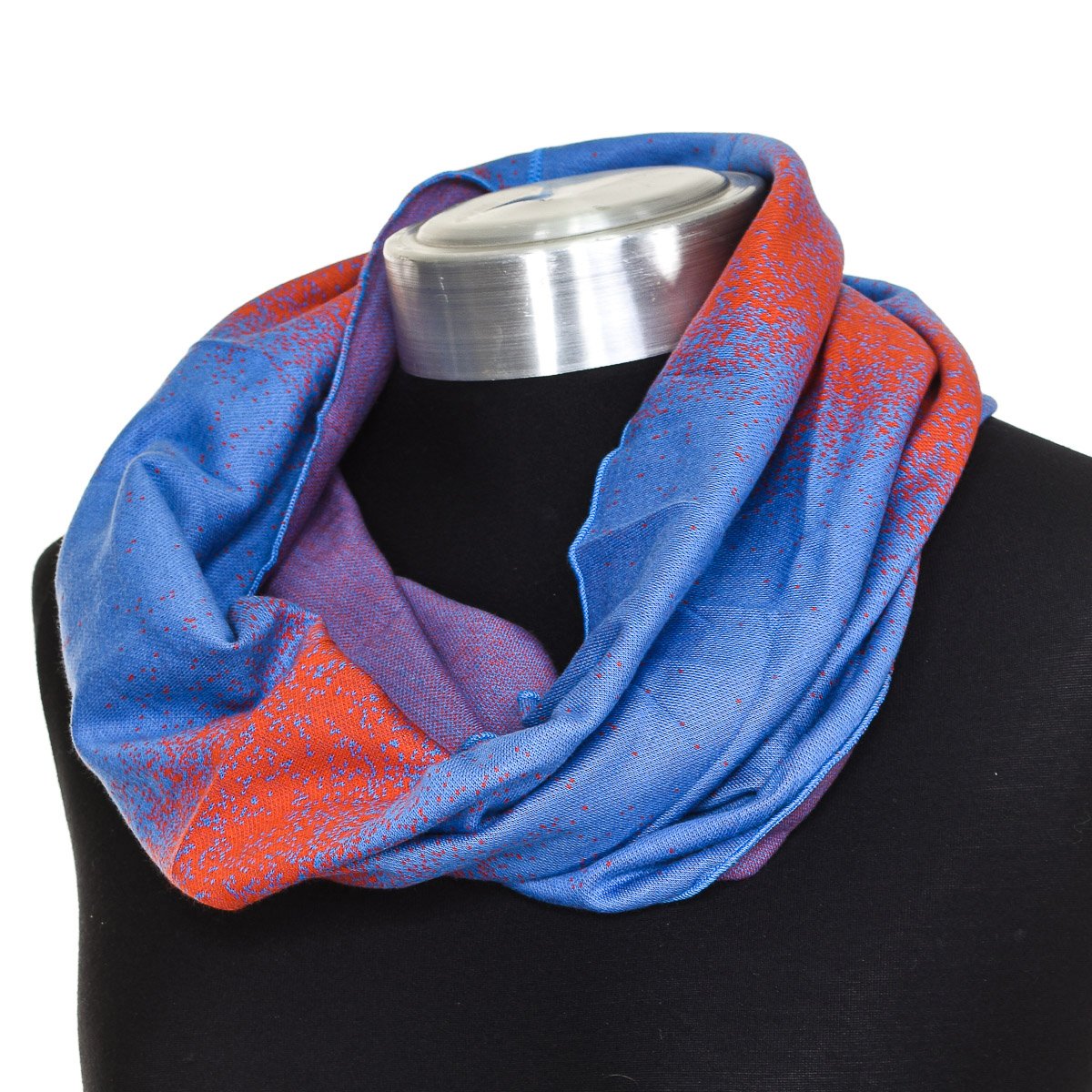 Gradient Infinity Neck in light and soft fabric 69200 unisex