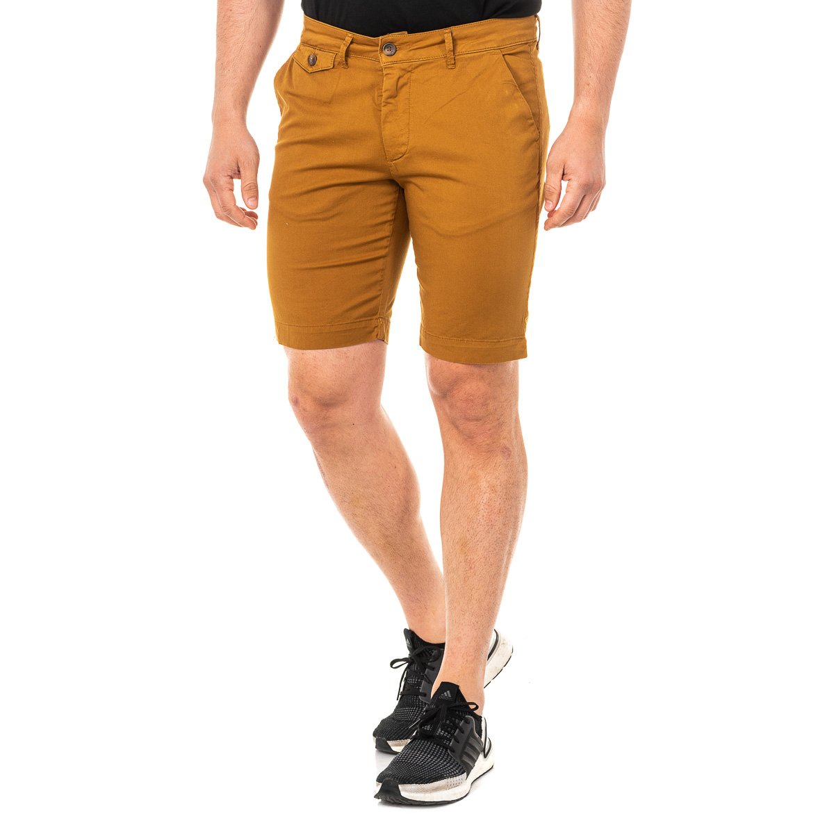 Bermuda shorts with straight cut hems and belt loops LMB008 man