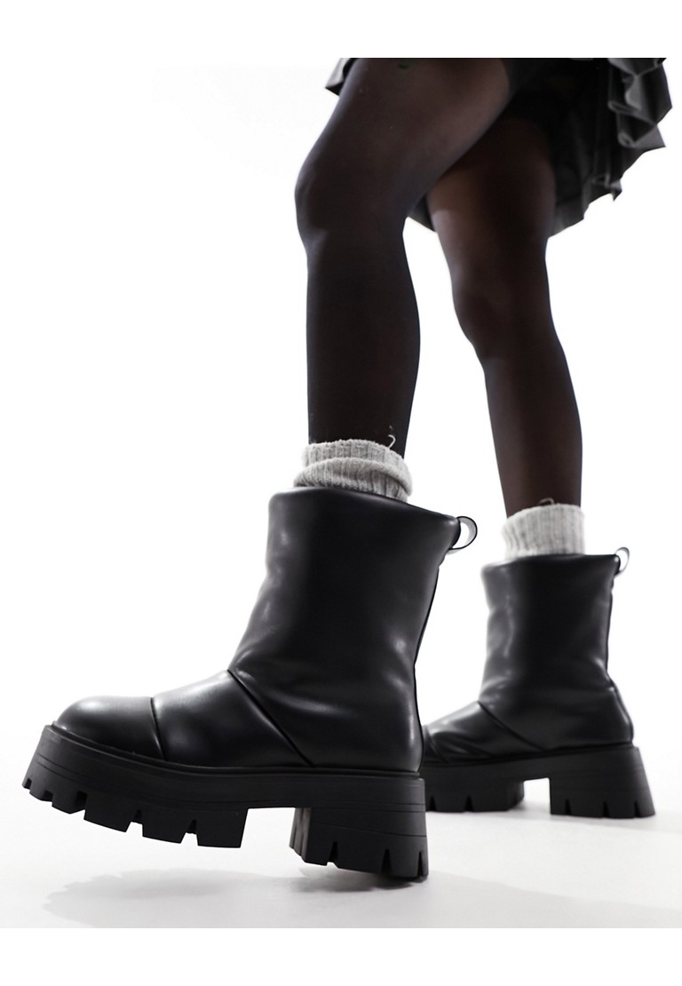 ASOS DESIGN Appollo padded snow boots in black