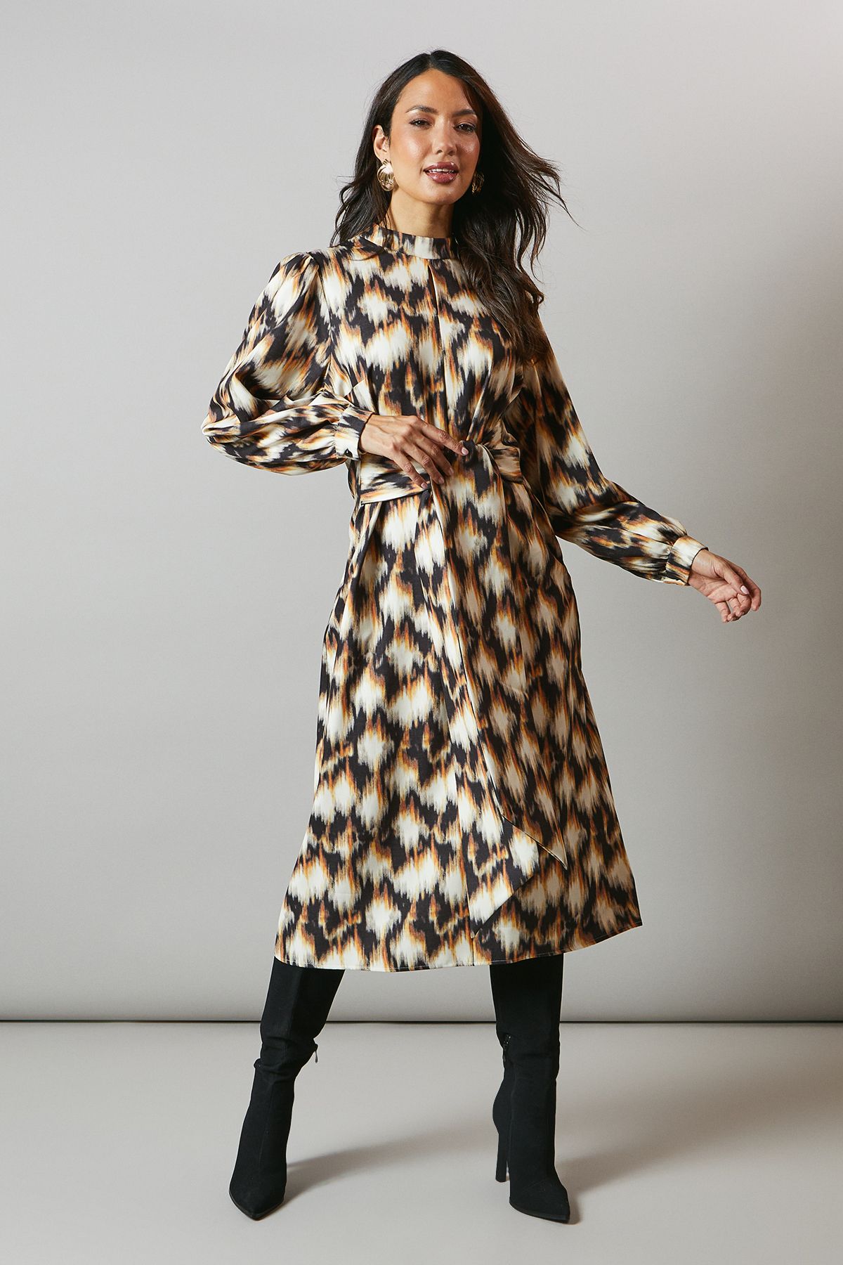 Valerie Printed Keyhole Midi Dress