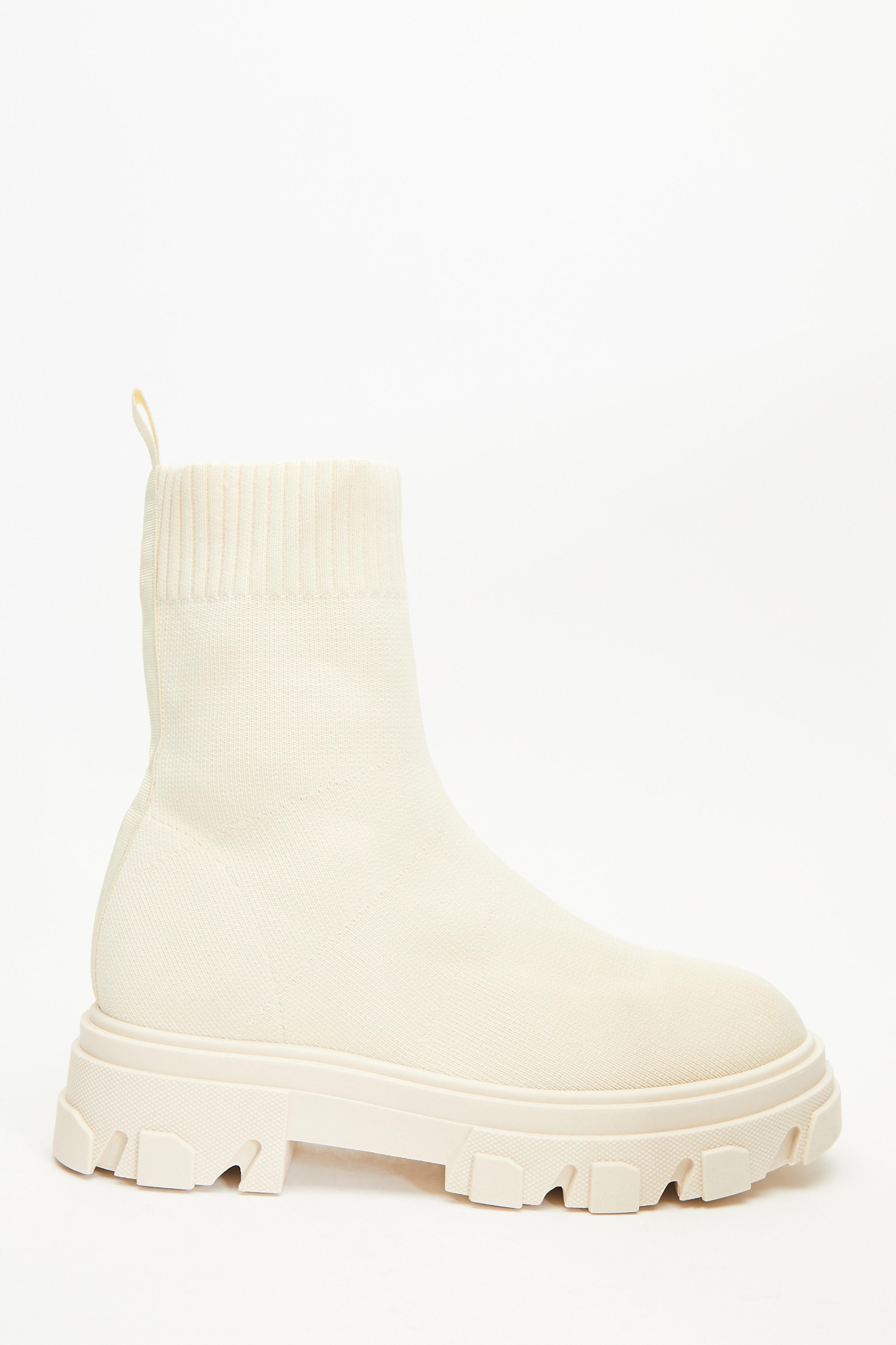 Cream Knitted Runner Boots