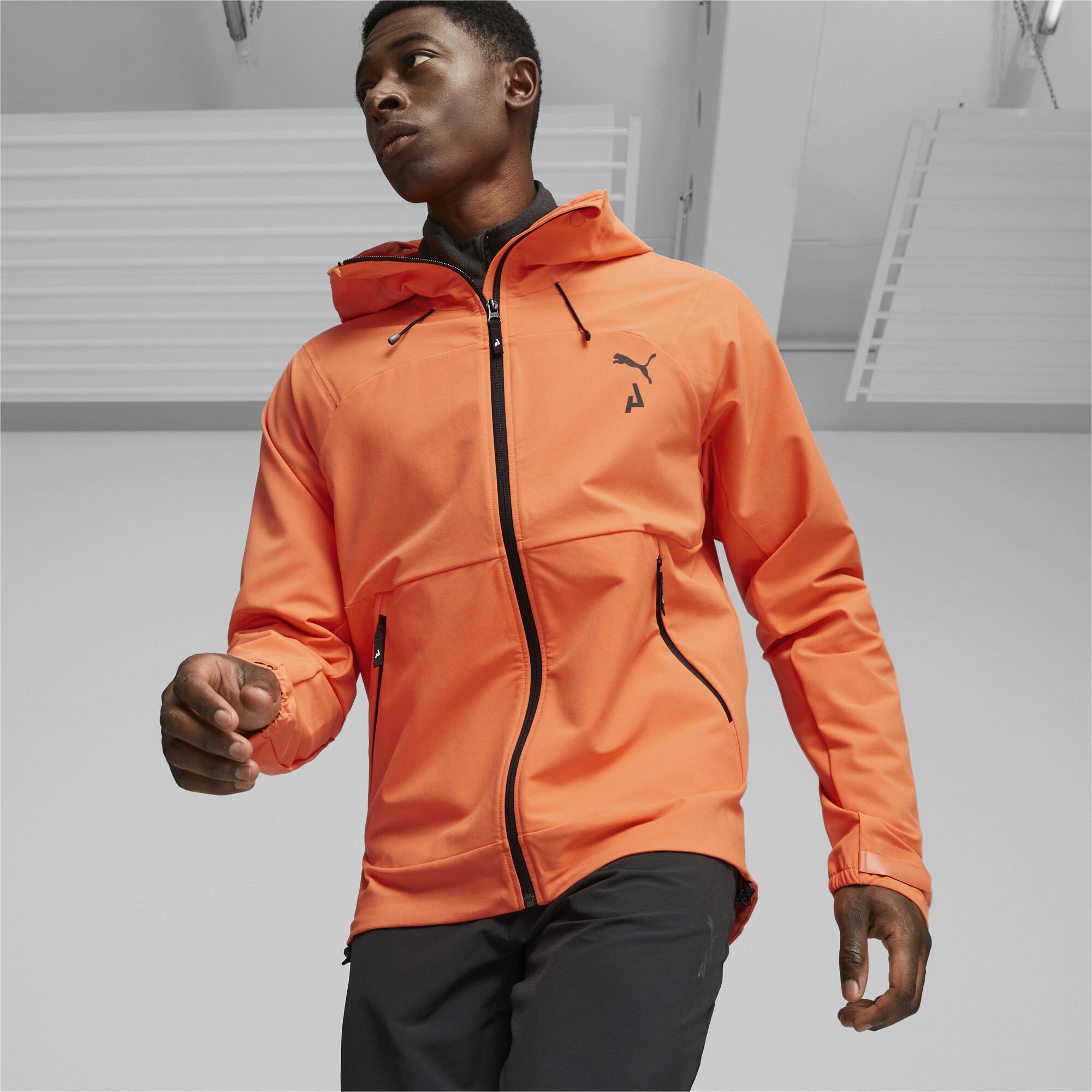 PUMA Mens SEASONS Softshell Running Jacket