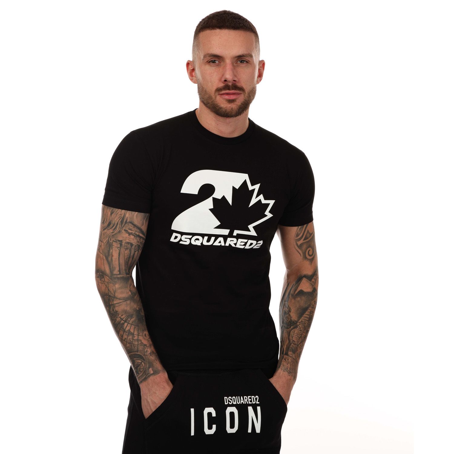 Men's DSquared2 Maple Leaf Logo T-Shirt in Black