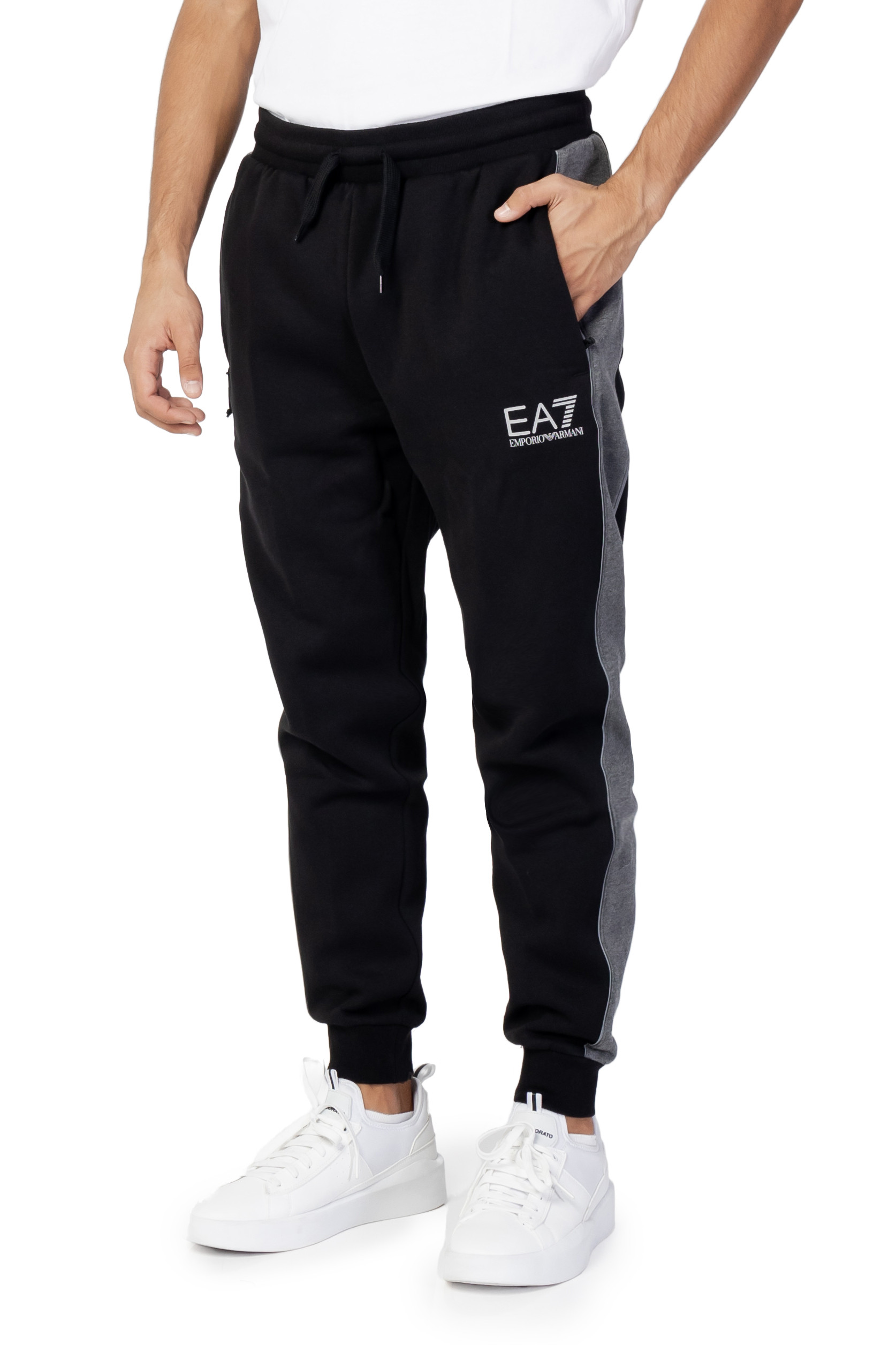 Men's Emporio Armani EA7 Jog Pants in Black