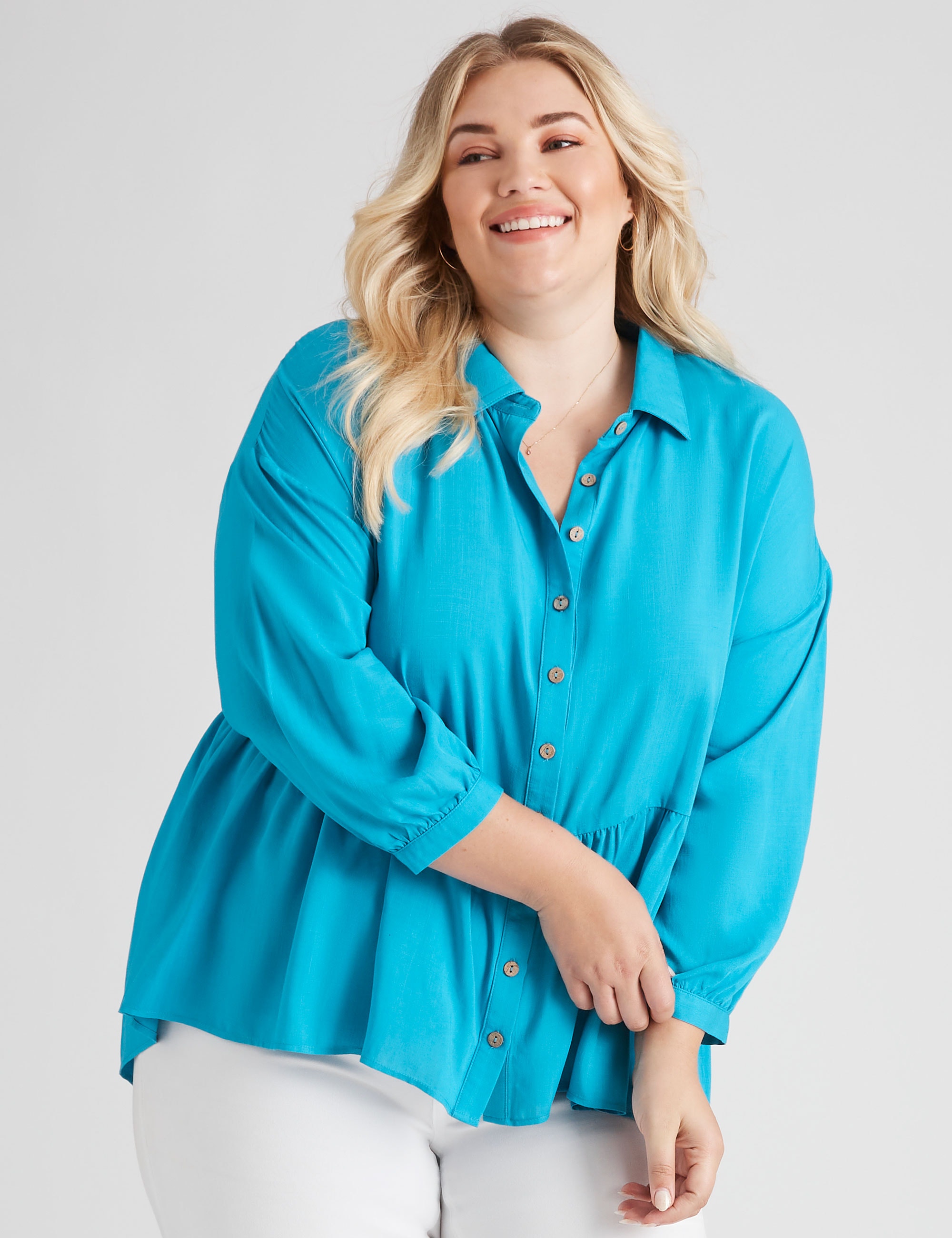 Womens Beme Long Sleeve Woven Gathered Waist Shirt - Plus Size