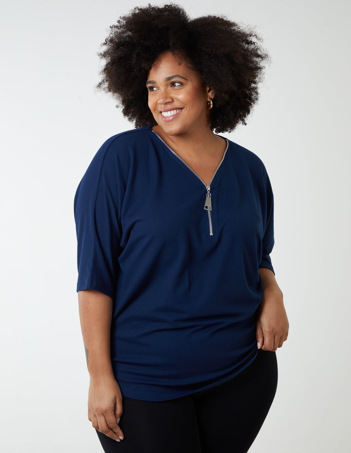 Curve Plain Zip Front Top