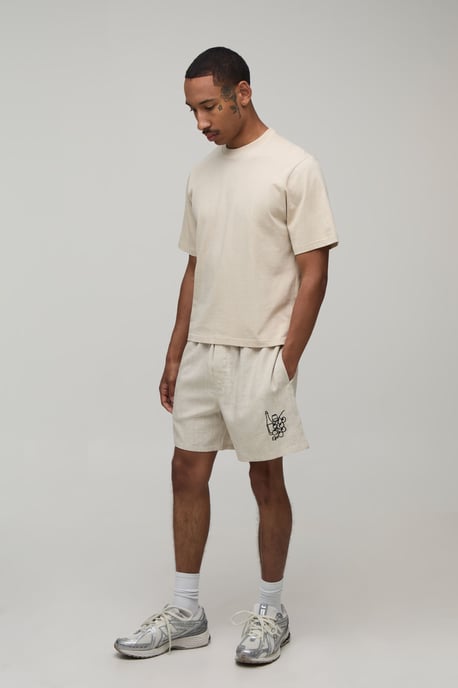 Relaxed Fit Linen Blend Boxer Style Embroidered Short