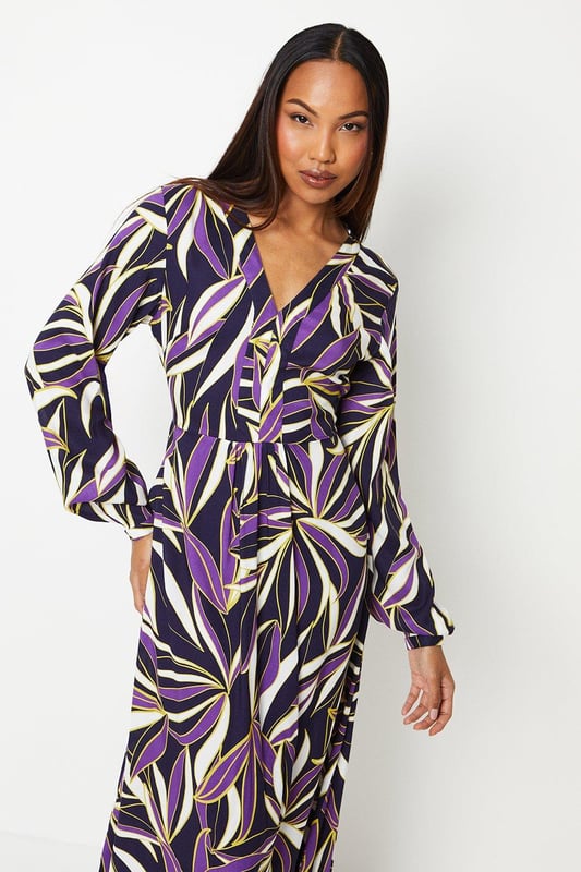 Volume Abstract Sleeve Maxi Dress