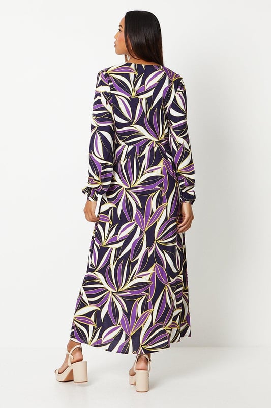 Volume Abstract Sleeve Maxi Dress