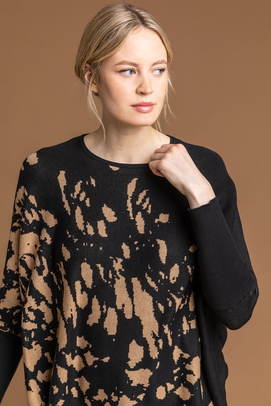 Relaxed Abstract Print Jumper
