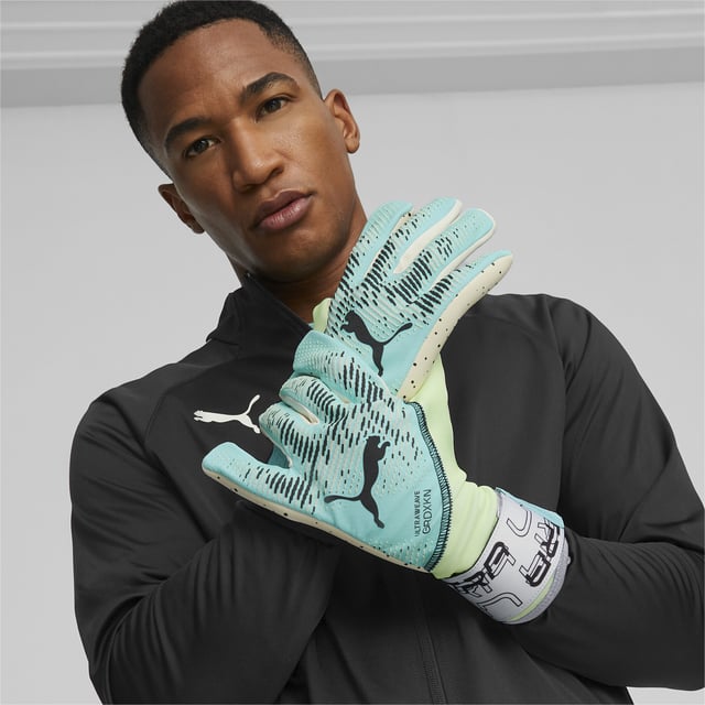 PUMA Unisex ULTRA Ultimate 1 Negative Cut Football Goalkeeper Gloves