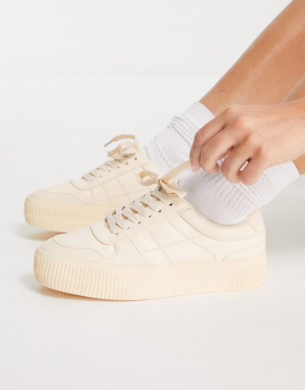 ASOS DESIGN Duet flatform lace up trainers in beige drench-Neutral