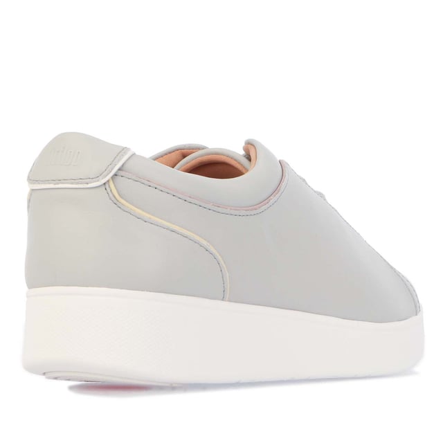 Women's Fit Flop Rally Piping Leather Trainers in Grey