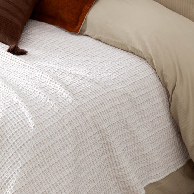 Yard Waffle Textured Bedspread