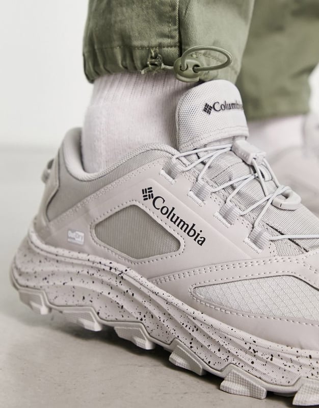 Columbia Flow Morrison Outdry trainers in slate grey-White