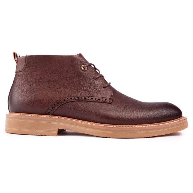 Simon Carter Hare Chukka Boots