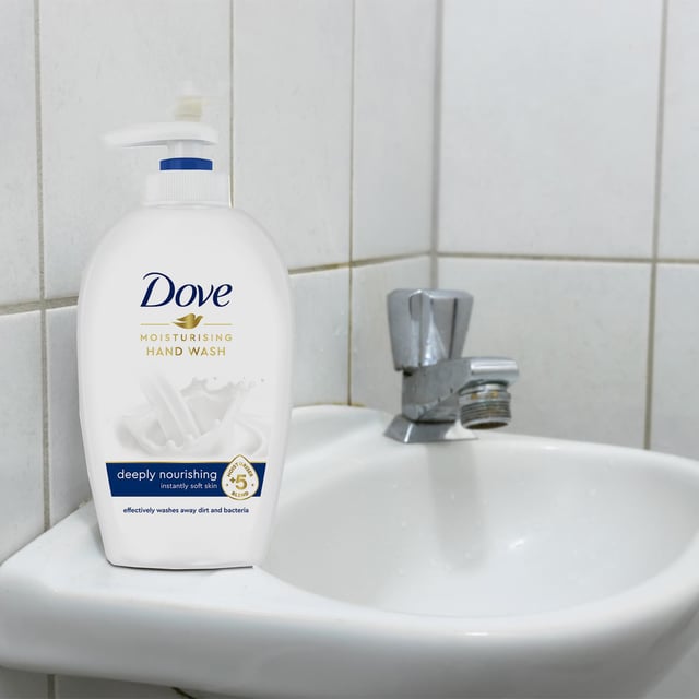 Dove Caring Hand Wash for Moisturised and protected Hands, 3 Pack of 250ml