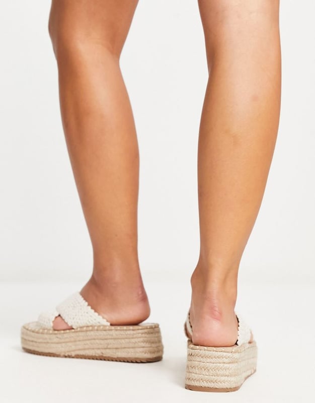 ASOS DESIGN Wide Fit Jazlyn flatform crochet mules in natural-Neutral