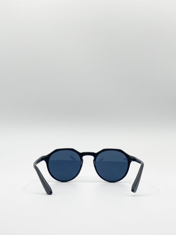 Classic Preppy Sunglasses With Key Hole Nosebridge