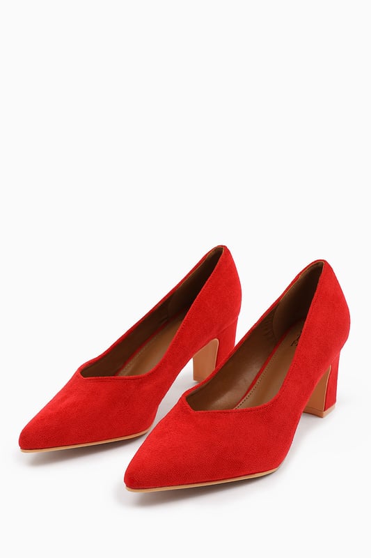 Wheres That From Womens 'Ava' Extra Wide Fit Block Heel With Pointed Toe