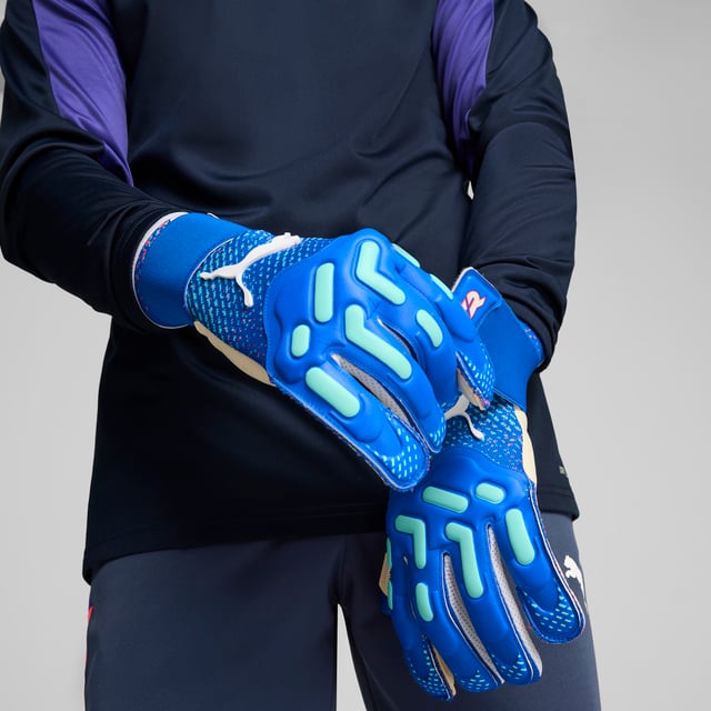 PUMA FUTURE Pro Hybrid Unisex Goalkeeper Gloves