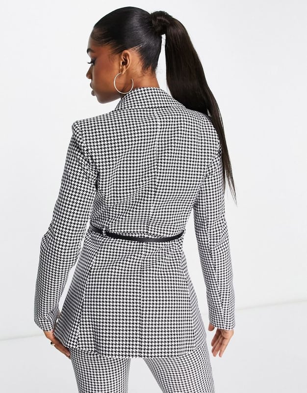 Miss Selfridge fitted cropped peplum blazer with belt in mono dogtooth ...