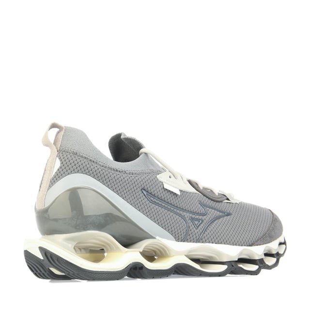 Baskets Wave Prophecy Mizuno Pour Homme en Gris