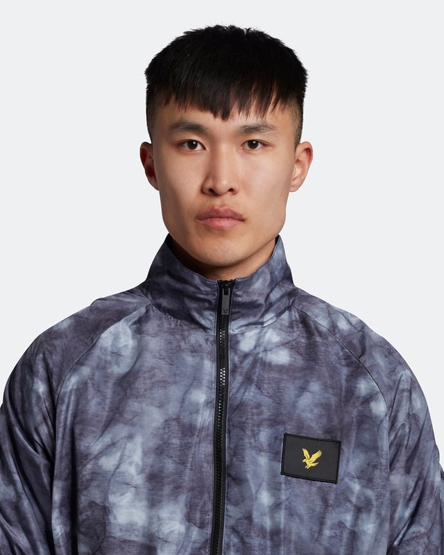 Lyle & Scott Mineral Windbreaker Jacket in Grey