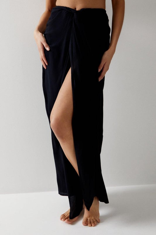 Crinkle Viscose Twist Front Beach Maxi Sarong