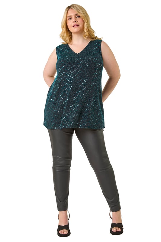 Curve Sparkle Vest Stretch Top