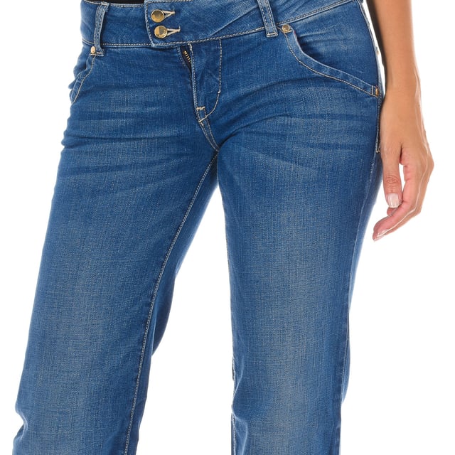 Lange ausgestellte Jeans getragen Wirkung 10DBF0599 Frau