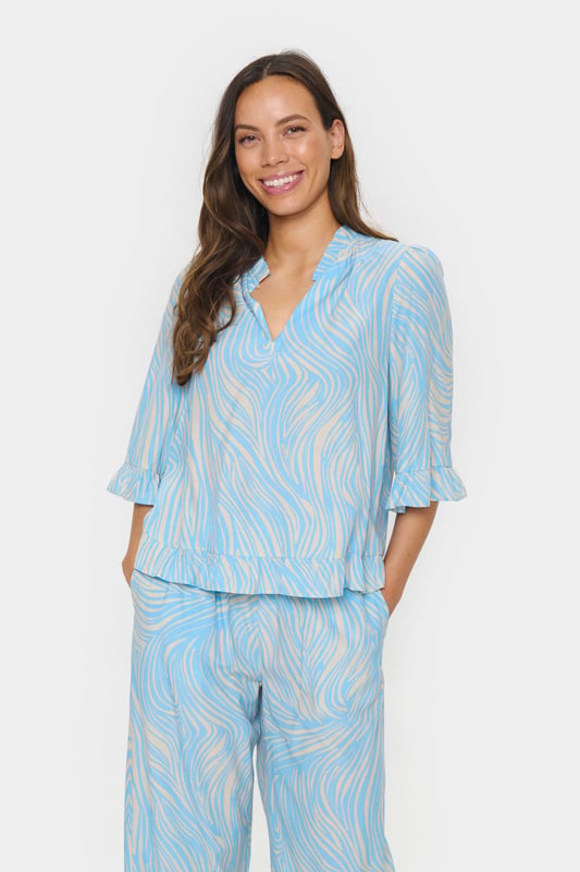 Kurzarm-Bluse Gerade Passform Blue Leaves Strokes blue