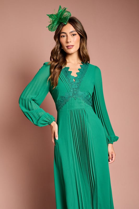 Pleat Detail Lace Trim Maxi Dress