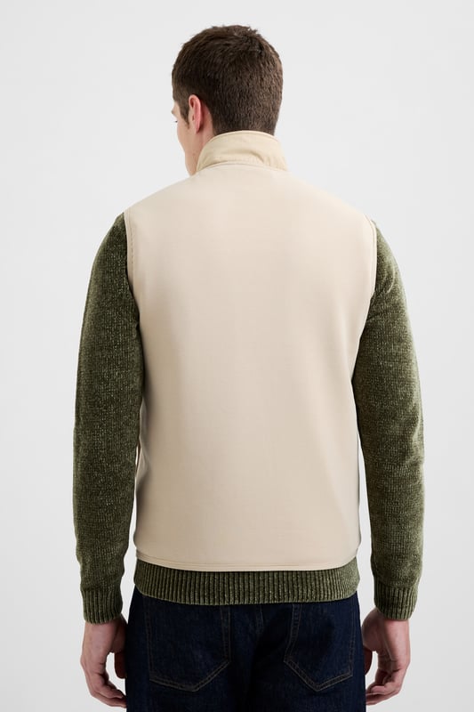 Beige Zig Zag Quilted Zip-Up Puffer Gilet