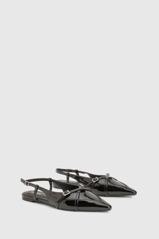 Cross Over Strap Detail Pointed Flats