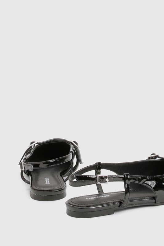 Cross Over Strap Detail Pointed Flats