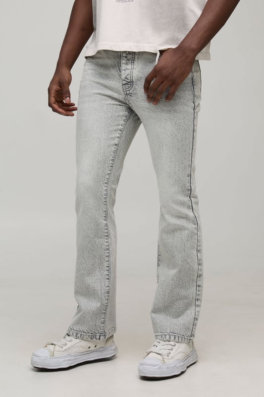 Basic Flared Fit Jeans