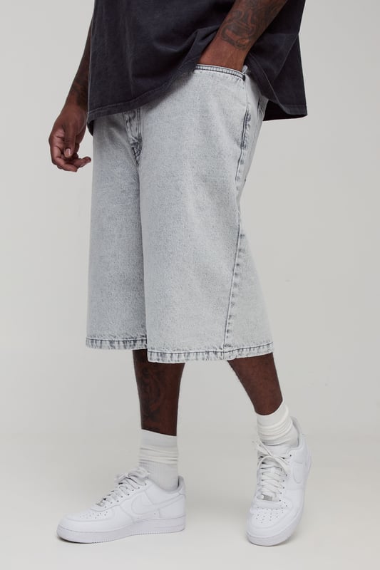 Plus Ice Wash Relaxed Fit Jorts